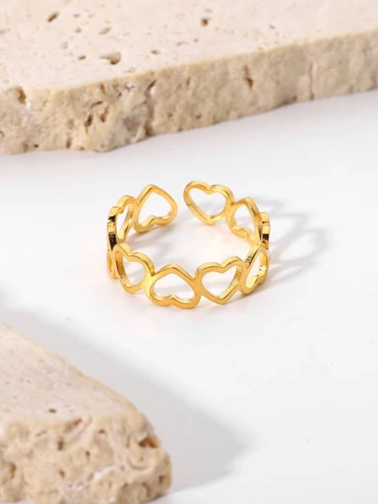 Little Hearts Ring | Little Hearts Ring · Eternz