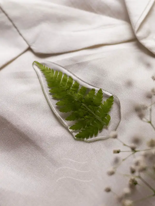 Feathered Fern Pin | Feathered Fern Pin · Eternz
