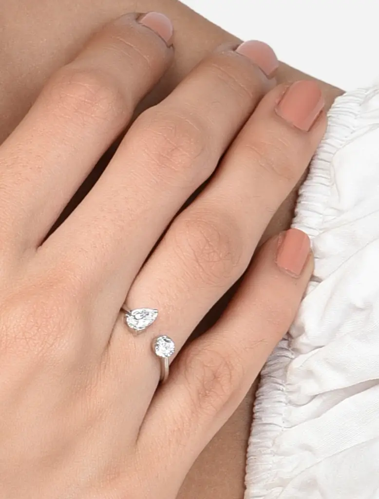 925 Silver Ava Ring | FIAN 925 Silver Ava Rings For women · Eternz