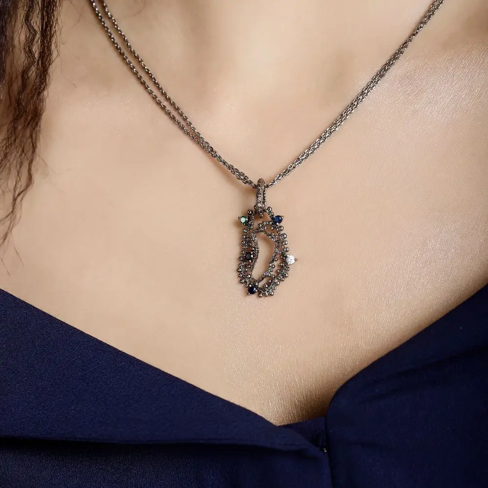 Textured Motif Pendant Necklace | Textured Motif pendant Necklace ...