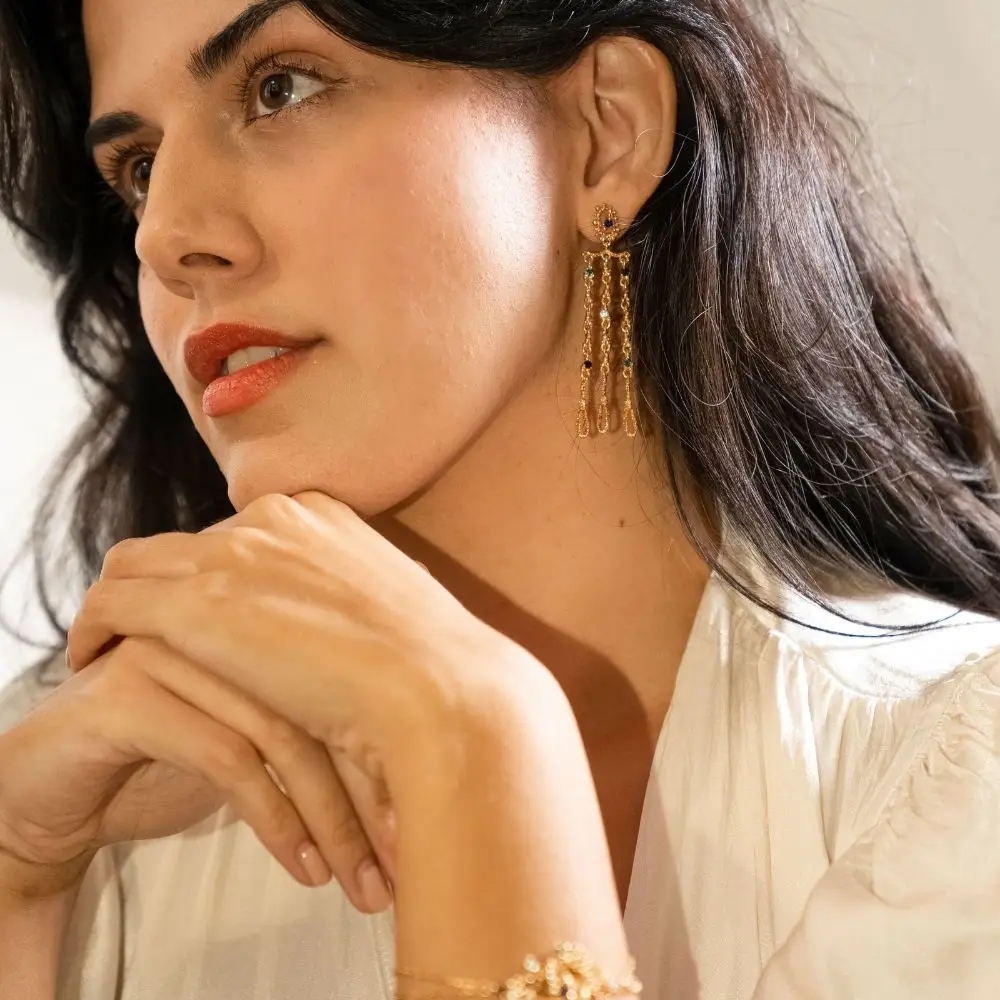 Textured Flow Long Earrings | Textured Flow Long Earrings - Silver · Eternz