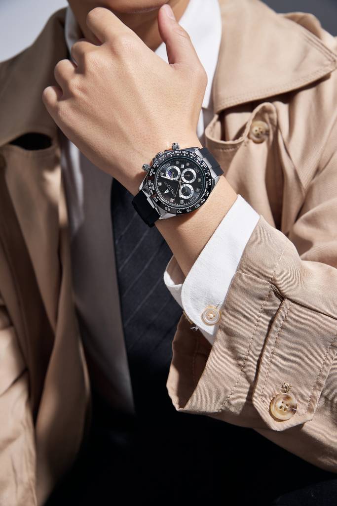 London Fog Bond Collection Analog Quartz Watch For Men With Silicone ...