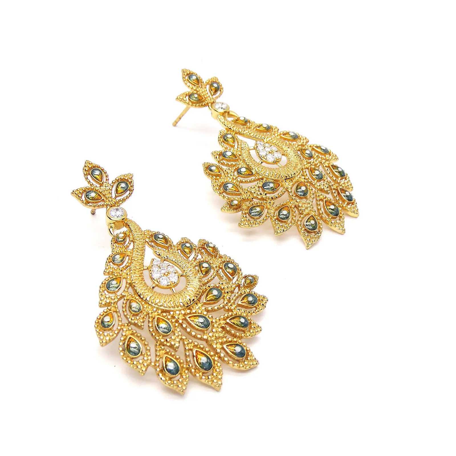 Dancing Feathers | Dancing Feathers · Eternz