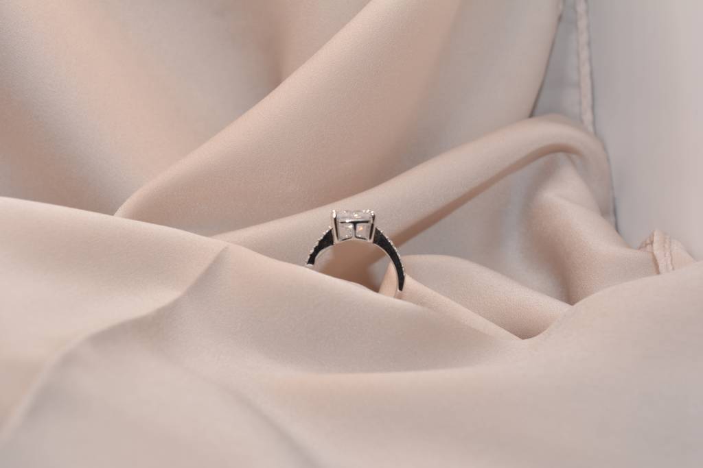 Regal Sparkle Ring | Regal Sparkle Ring · Eternz