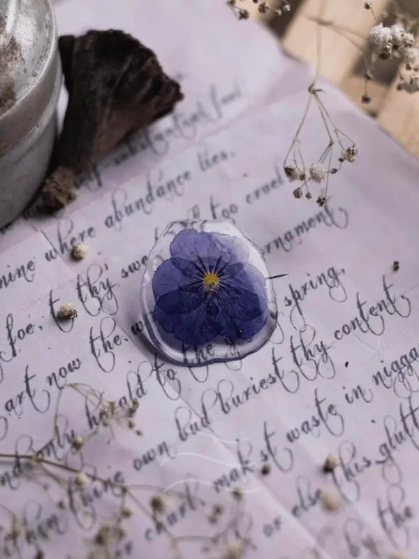 Vivacious Violet Pin | Vivacious Violet Pin · Eternz