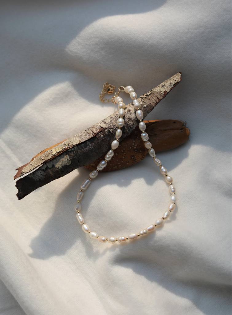 Ellis | Ellis · Eternz