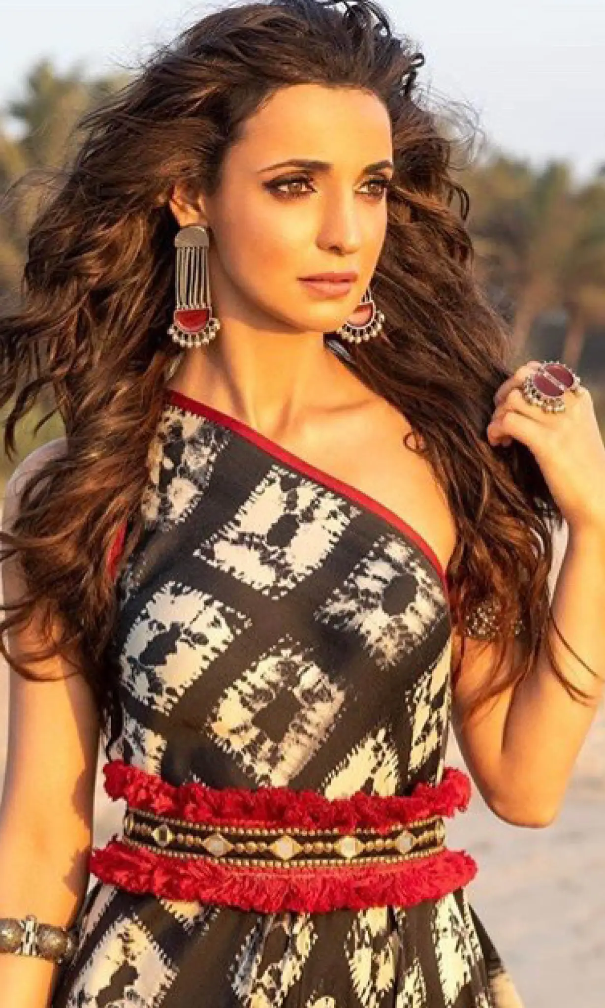 Half Moon Chain Danglers | Half Moon Chain Danglers · Eternz