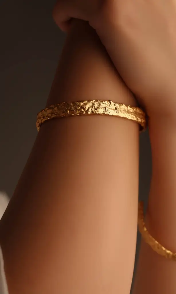 Luna Bangle | Luna Bangle · Eternz