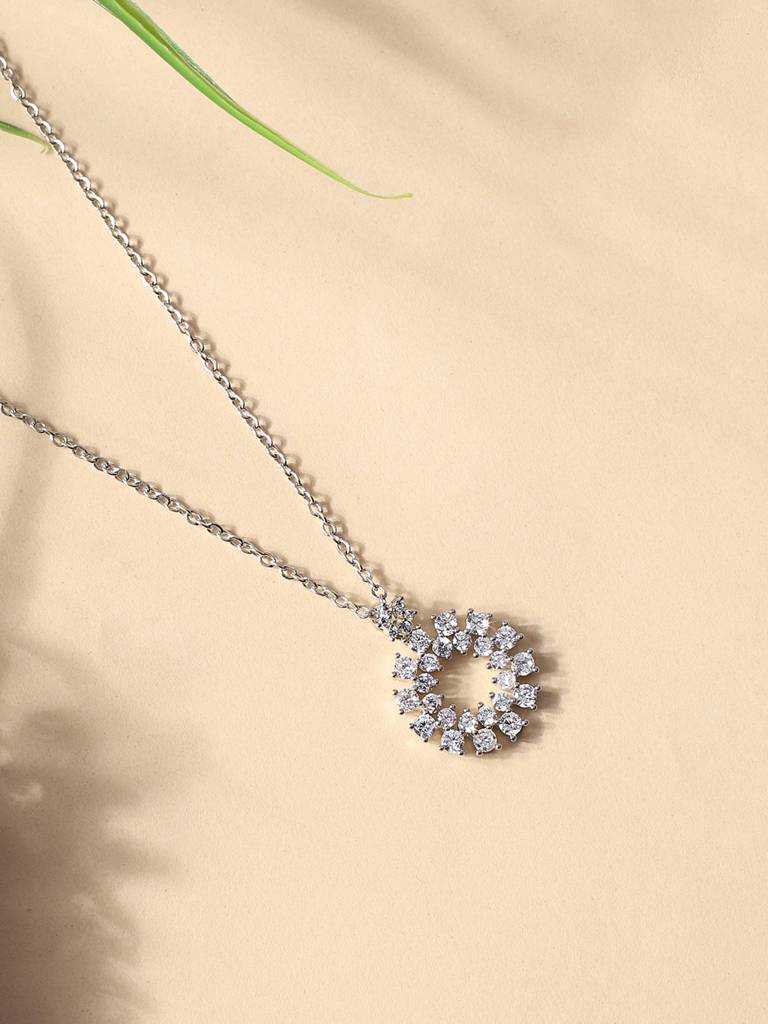 Snowflake Cz Pendant | Snowflake Cz Pendant · Eternz