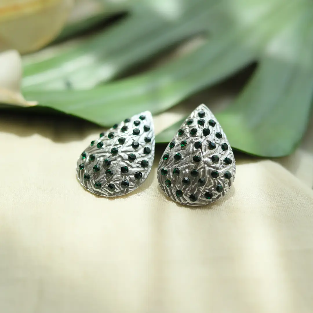 Drop Studs | Drop Studs · Eternz