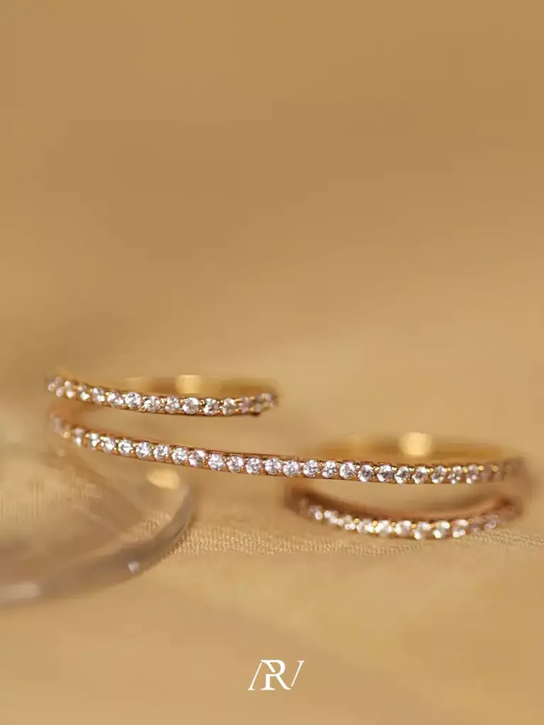 Dual Finger Helix | Dual Finger Helix · Eternz