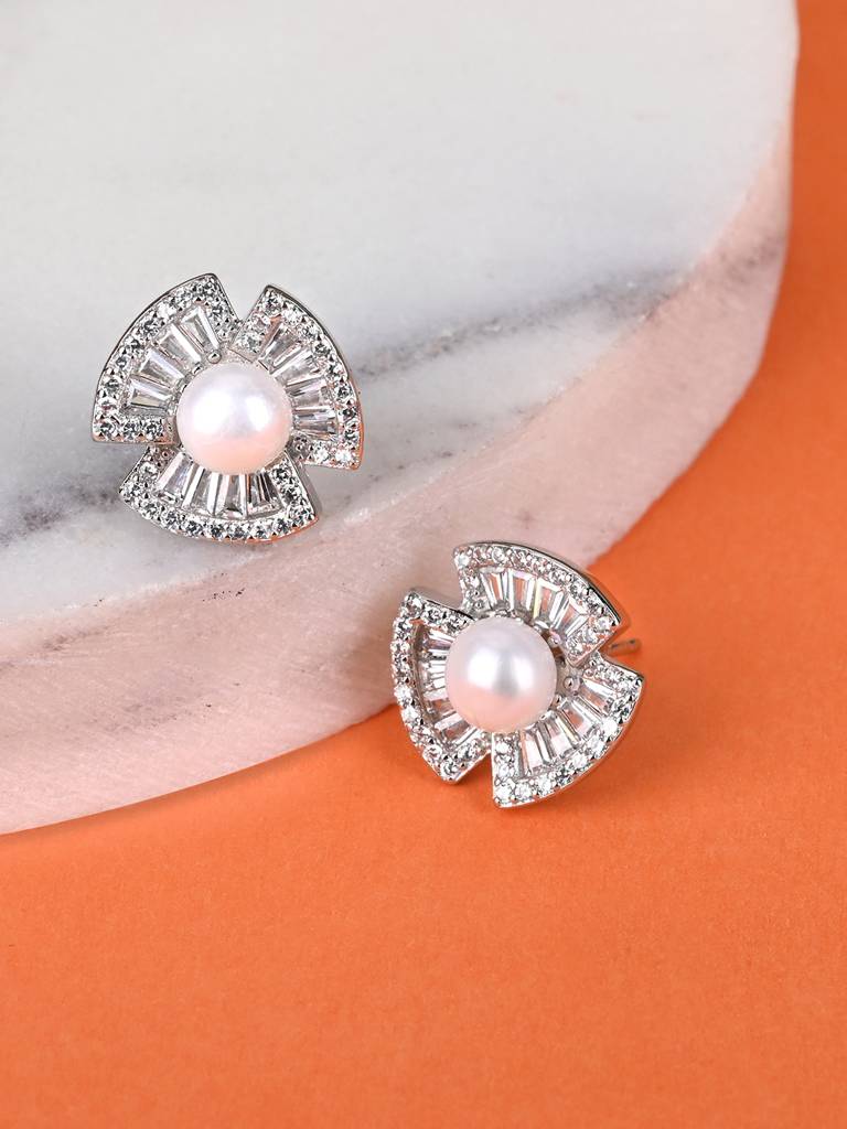 Lustrous Pearl Radiance Earrings | Lustrous Pearl Radiance Earrings · Eternz