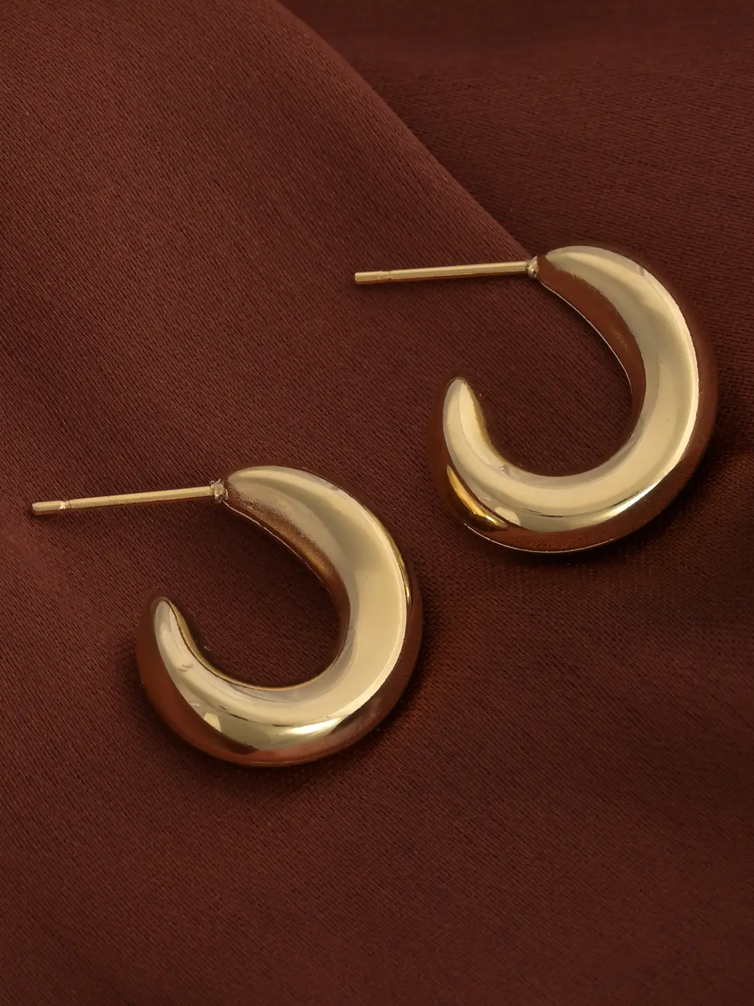 Cursive C Hoop Earrings | Cursive C Hoop Earrings · Eternz