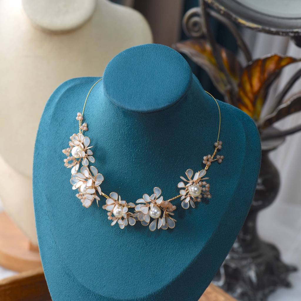Edith Necklace | Edith Necklace · Eternz