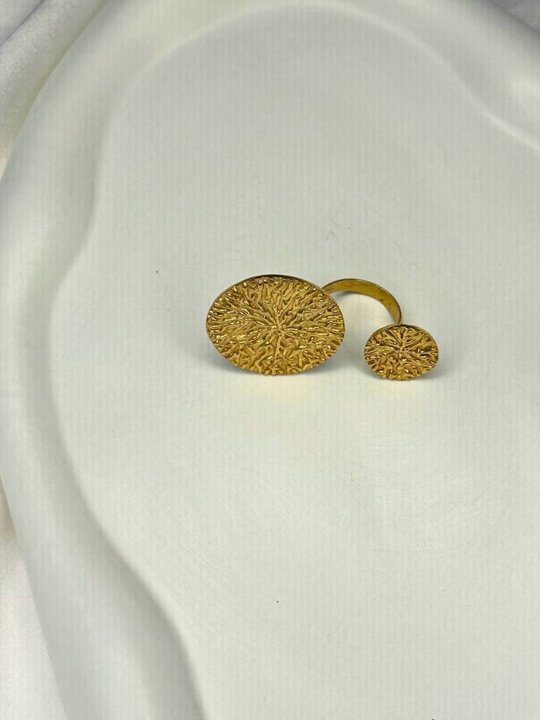 Esha | Esha · Eternz