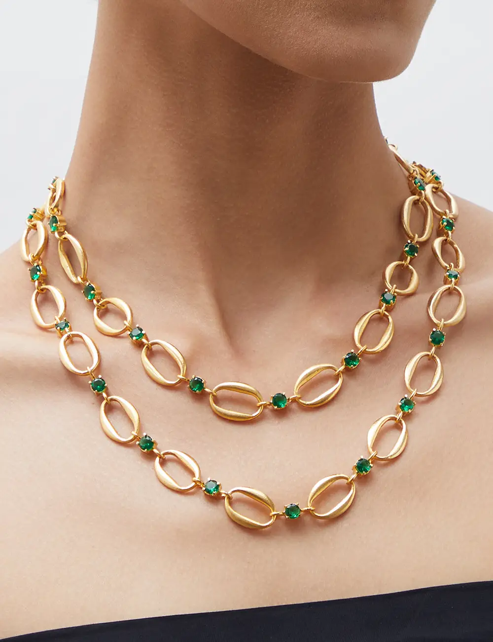 Layered Emerald Rani Haar | Layered Emerald Rani Haar · Eternz