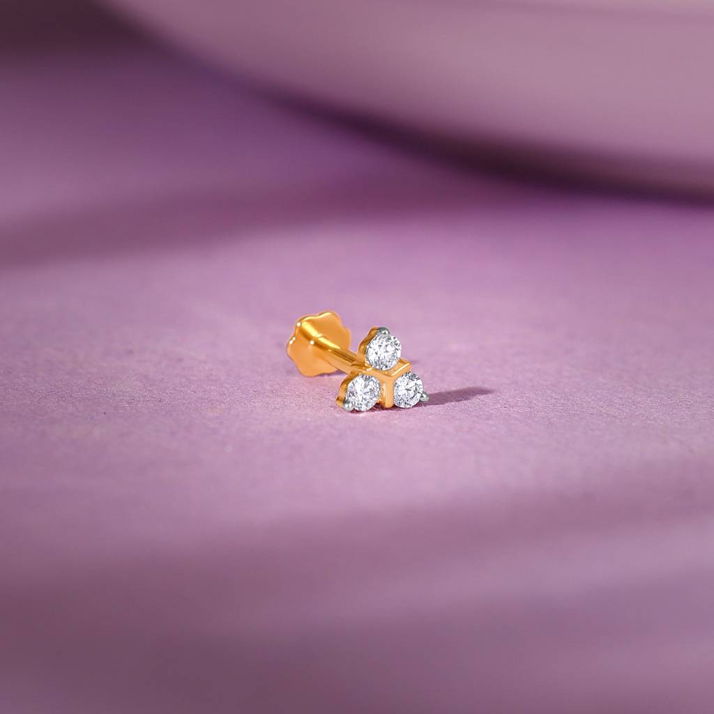 18K Gold Trinity Diamond Nose Pin | 18K Gold Trinity Diamond Nose Pin · Eternz