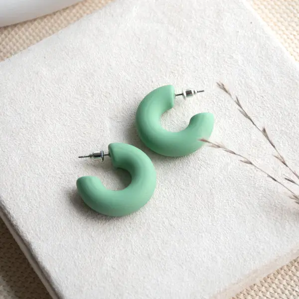 Green Blush Hoop Earrings | Green Blush Hoop Earrings · Eternz