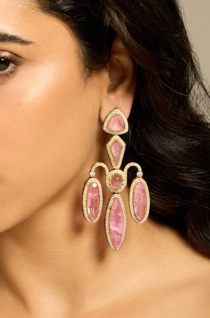 Geometric Blush Dangle Earring | Geometric Blush Dangle Earring · Eternz