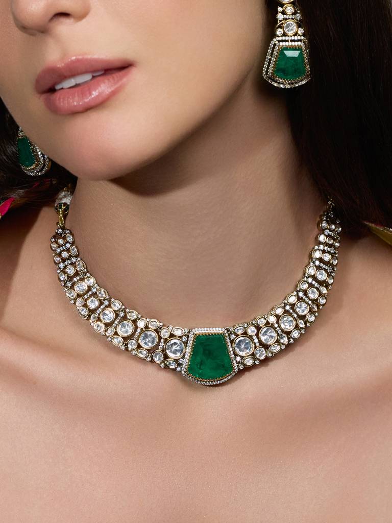 Noor-E-Panna Set | Noor-E-Panna Set · Eternz