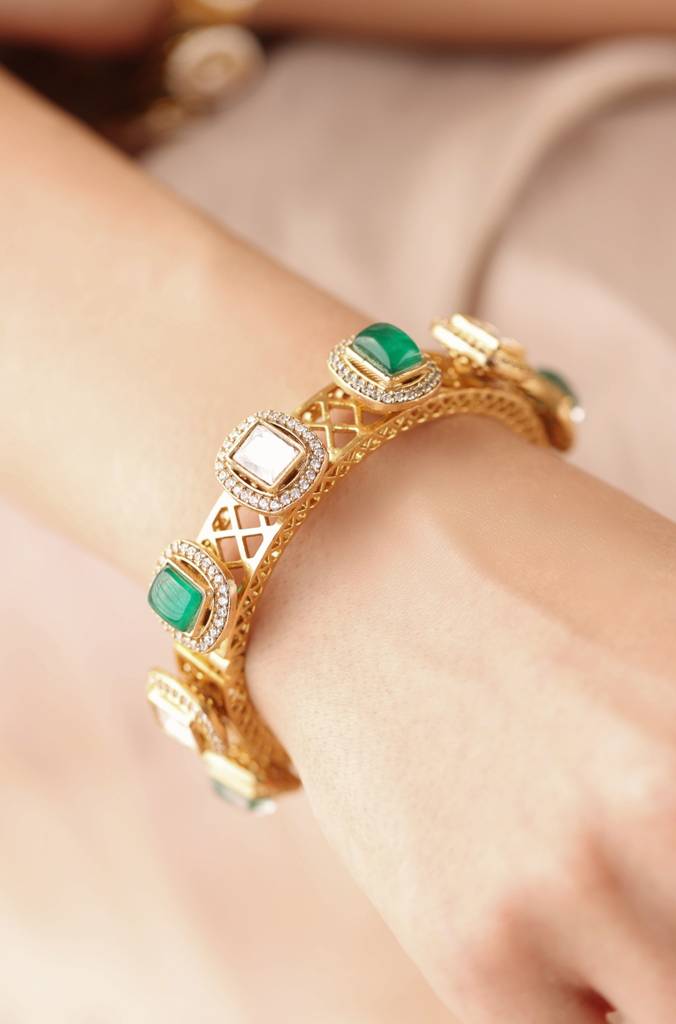 Luminous Grace Bangle | Luminous Grace Bangle · Eternz
