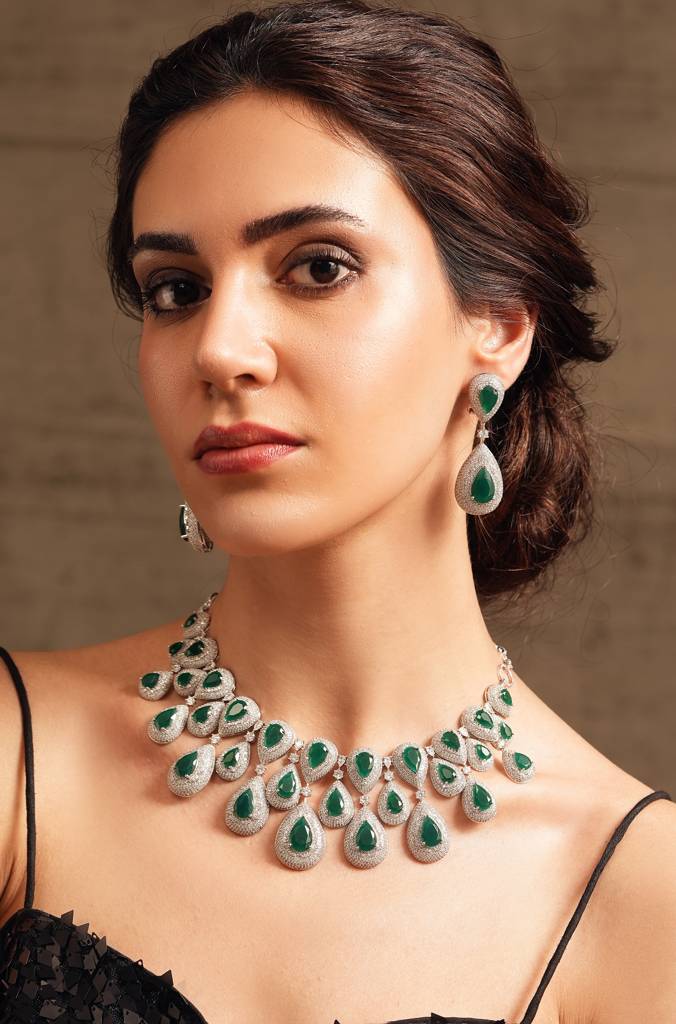 Emerald Tear Drop Diamond Necklace Set | Emerald Tear Drop Diamond ...
