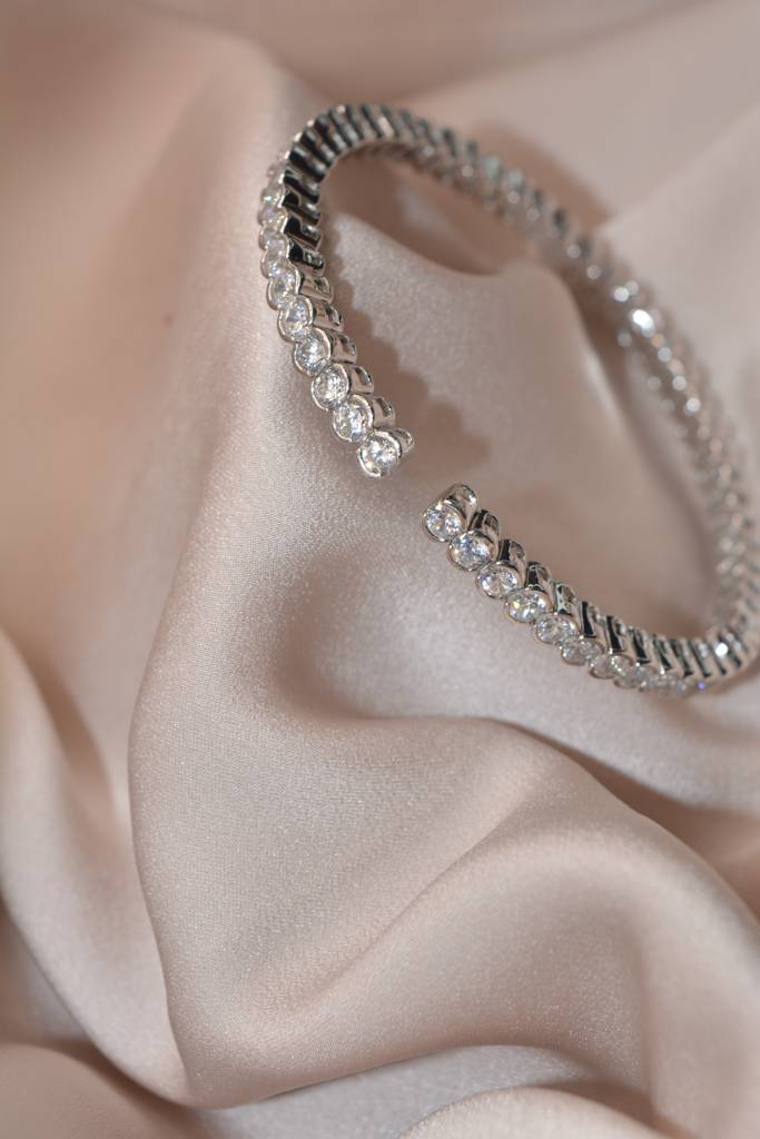 Luminescent Harmony Bracelet | Luminescent Harmony Bracelet · Eternz