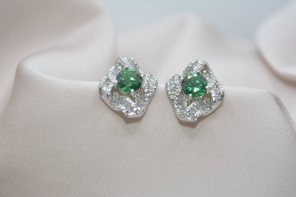 Enchanting Emerald Twists | Enchanting Emerald Twists · Eternz