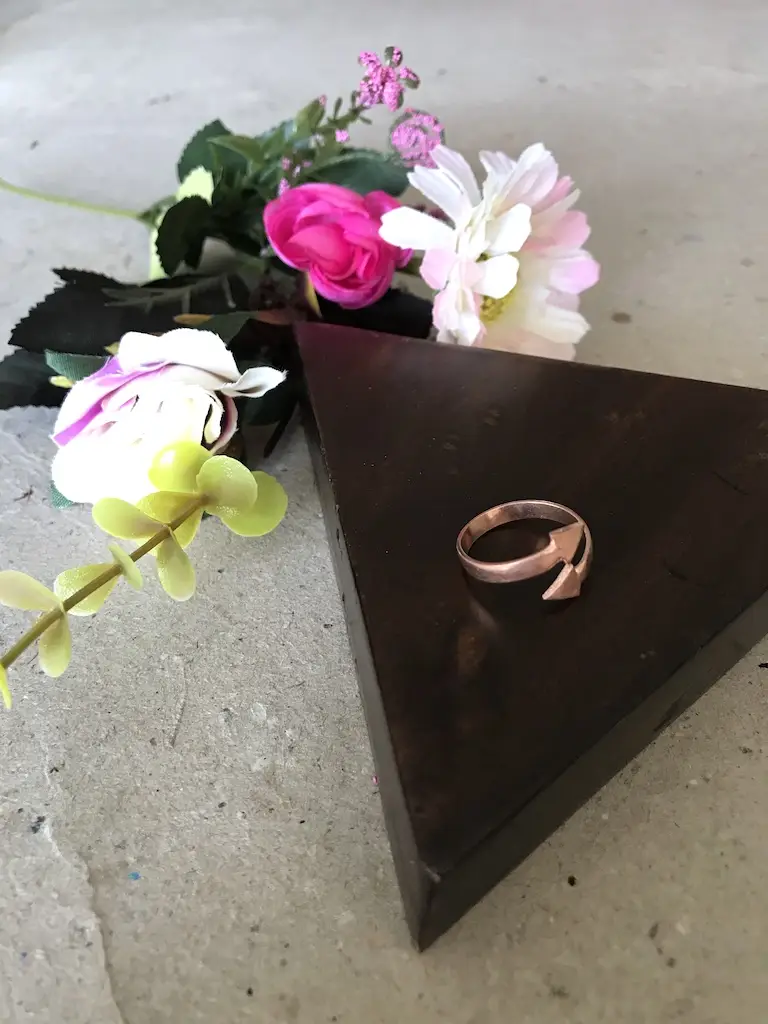 Arrow Ring | Arrow Ring · Eternz