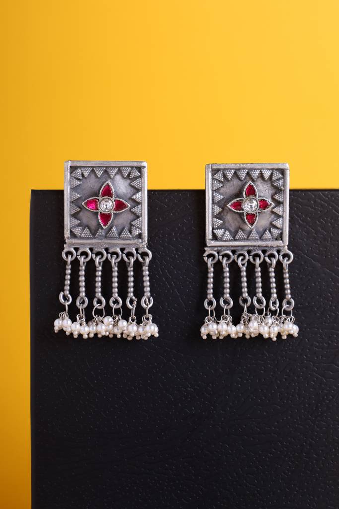 Square Kundan Pearl Earrings | Square Kundan Pearl Earrings · Eternz