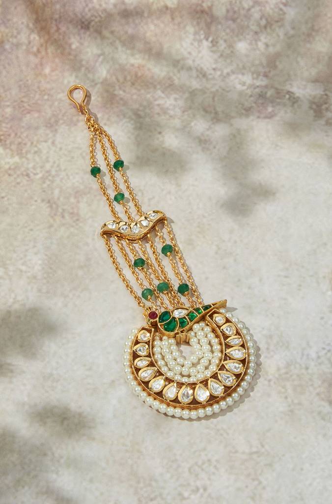 Beautiful Green & White Maang Tikka | Beautiful Green & White Maang ...