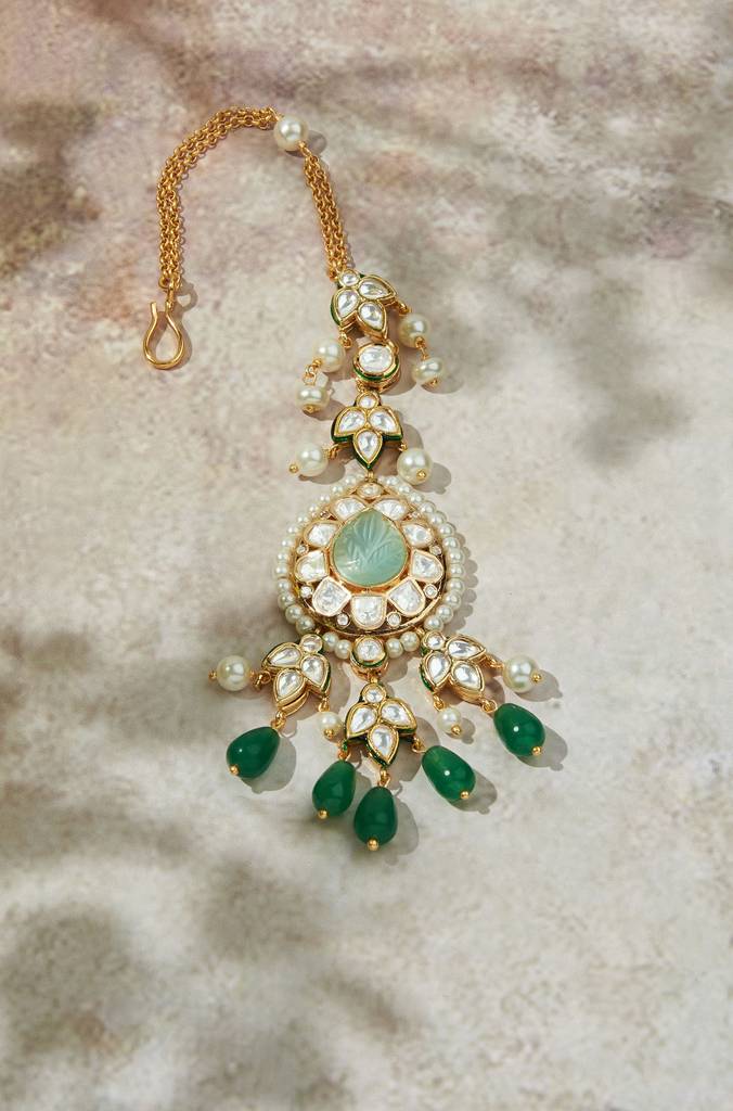Green & White Exquisite Maang Tikka | Green & White Exquisite Maang ...