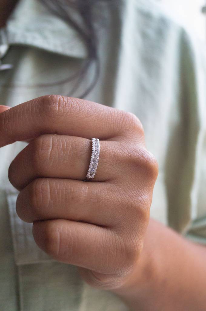Linear Glam Sterling Silver Band Ring | Linear Glam Sterling Silver Band Ring · Eternz