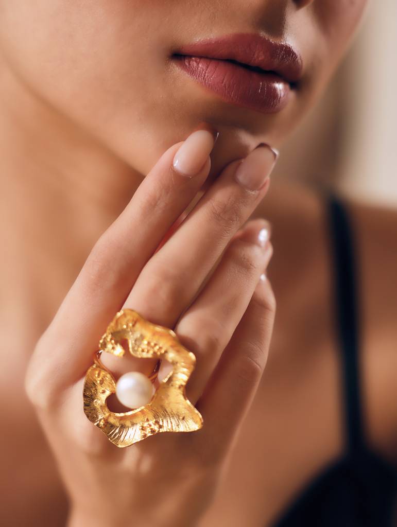 Laranya | Laranya · Eternz