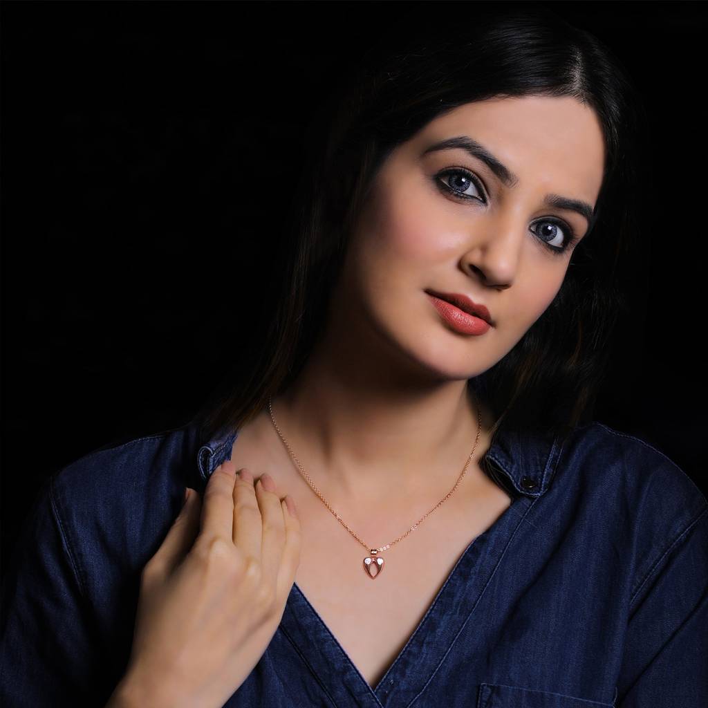 Rose Gold Charming Heart Pendant With Link Chain | Rose Gold Charming ...