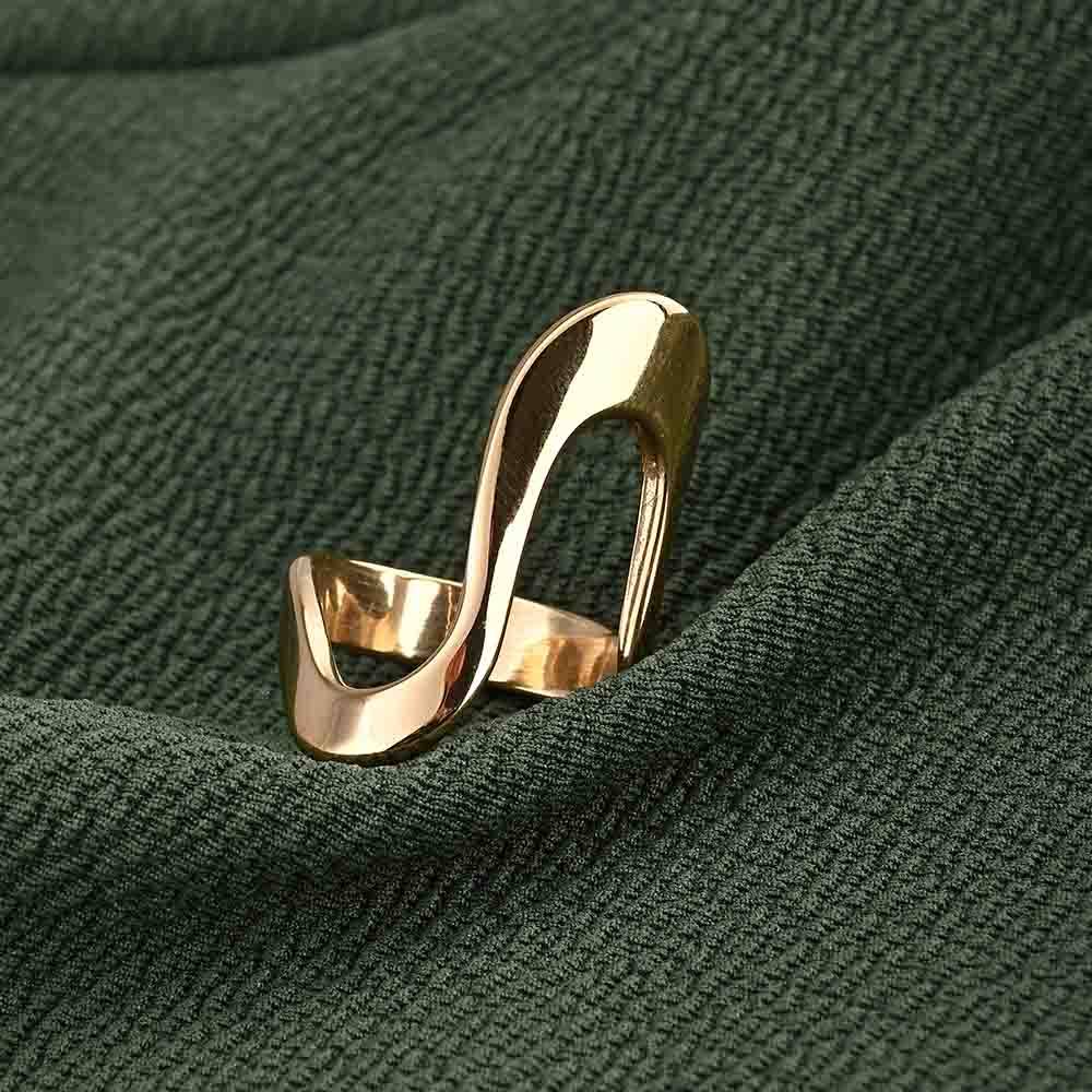 Gold Curve Ring | Gold Curve Ring · Eternz