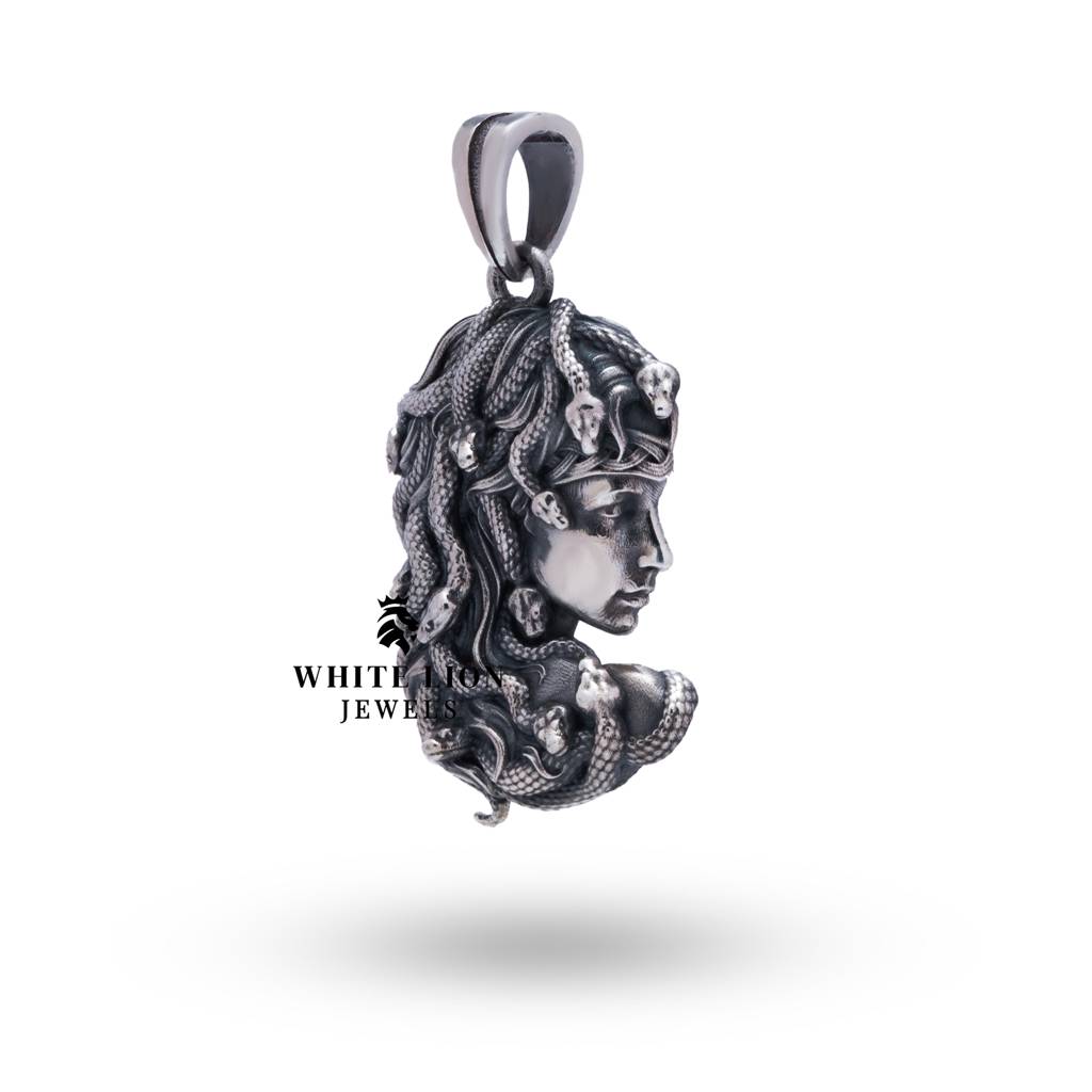 Medusa Side Face Pendant | Medusa Side Face Pendant · Eternz