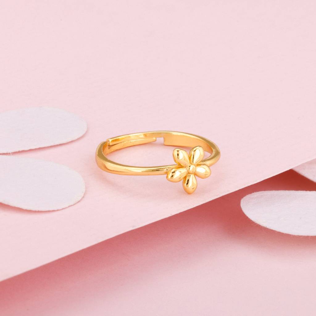 Golden Small Flower Ring | Golden Small Flower Ring · Eternz