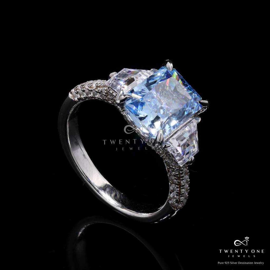 Premium Blue Topaz And American Diamond Fusia Ring On Pure 925 Silver ...