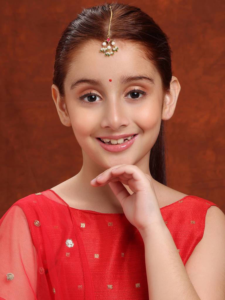 Tear Drop Shaped Maang Tikka With Jhallar Pearls Maroon Kundan In Gold ...