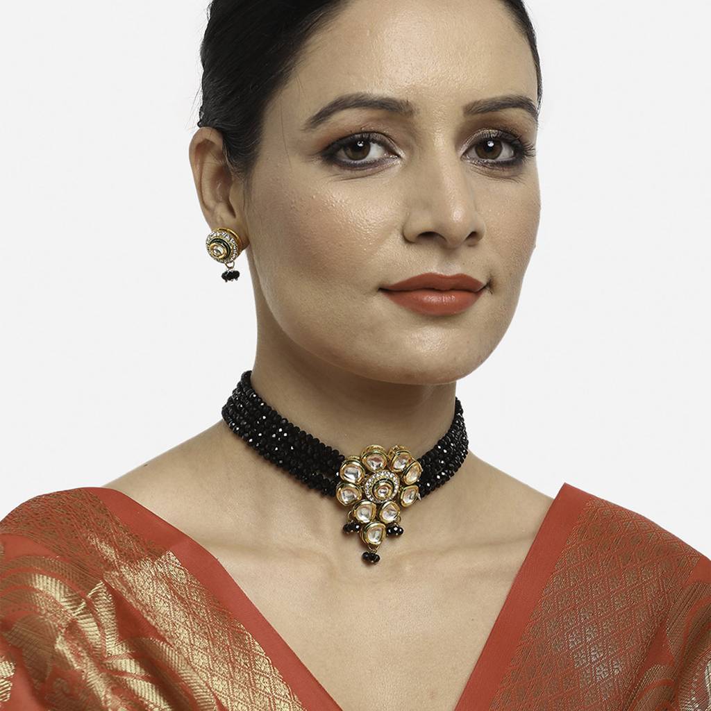 Black Kundan Choker With Studs | Black Kundan Choker With Studs · Eternz