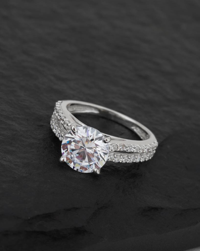 Rhodium-Plated Cz-Studded Finger Ring | Rhodium-Plated Cz-Studded Finger Ring · Eternz