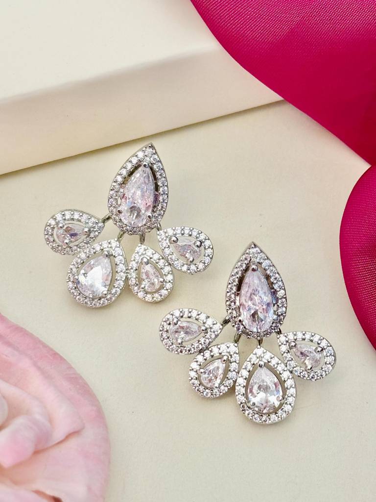 Elegant Silver Plated Floraldiamond Earrings-Spcbeartrinity01R01 | Elegant Silver Plated ...