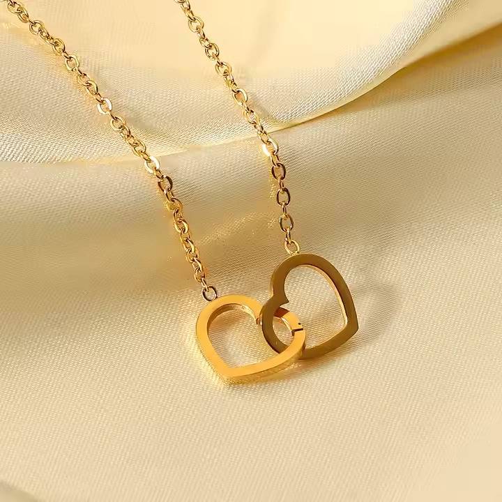 Interlock Double Heart Necklace | Interlock Double Heart Necklace · Eternz