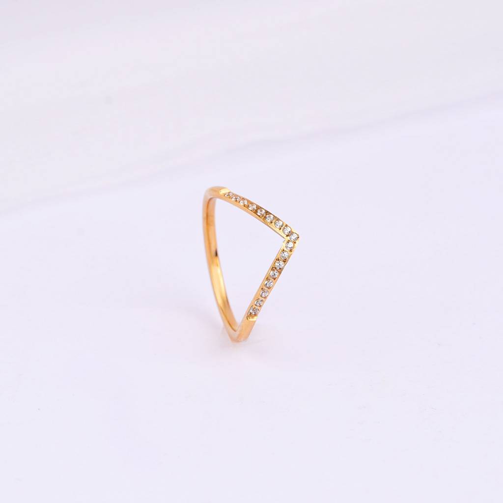 V Shape Cz Paved Ring | V Shape Cz Paved Ring · Eternz