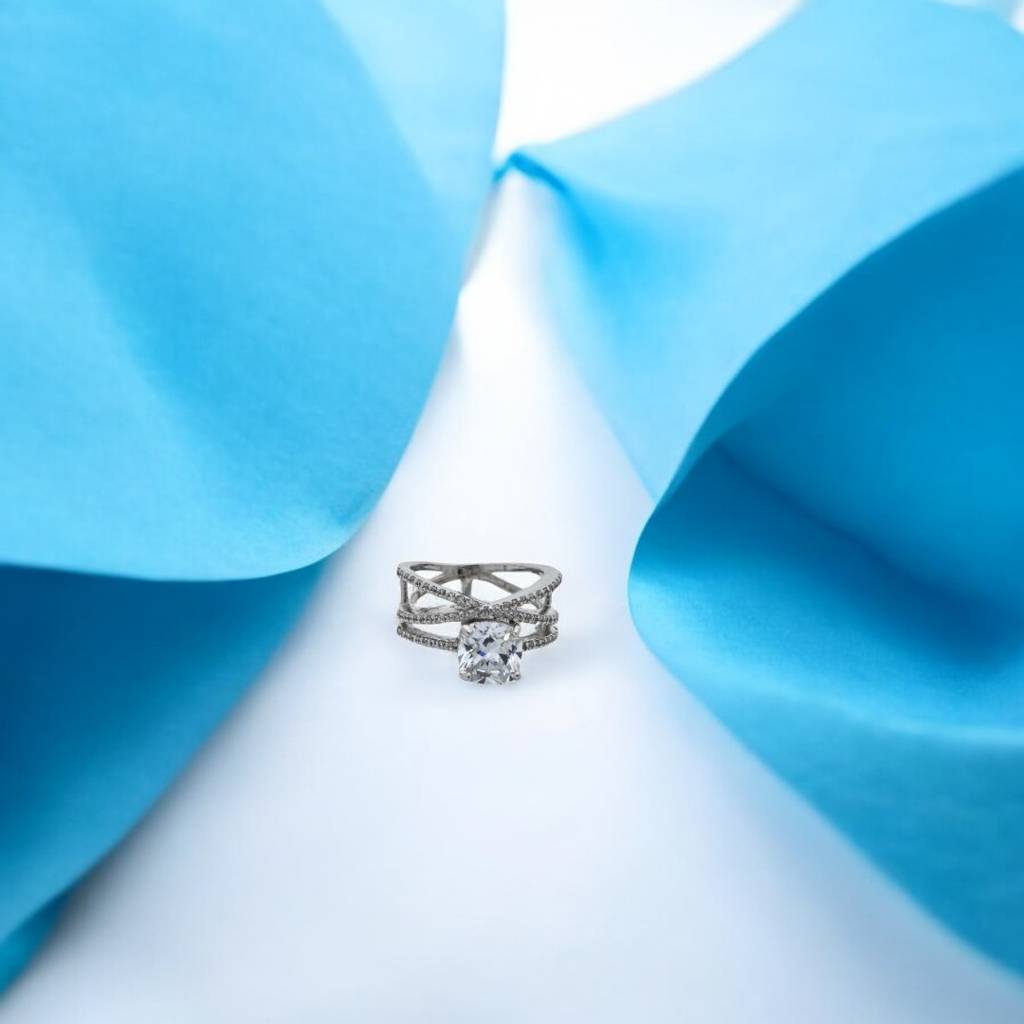 Silver Twisted Desire Ring | Silver Twisted Desire Ring · Eternz