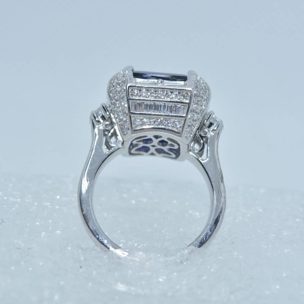 Sapphire Splendor Ring | Sapphire Splendor Ring · Eternz