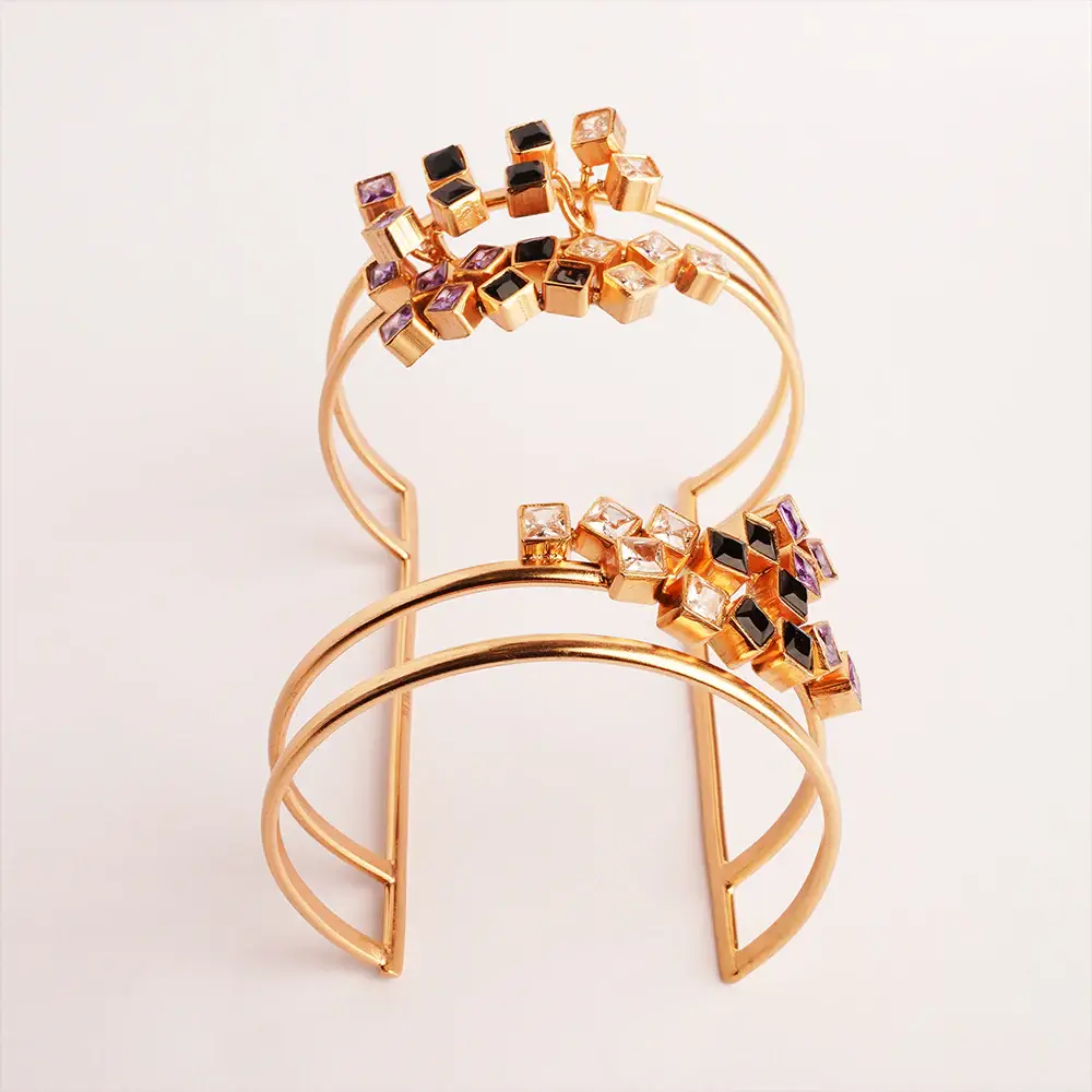 Super Nova Gold Cuff | Super Nova Gold Cuff · Eternz