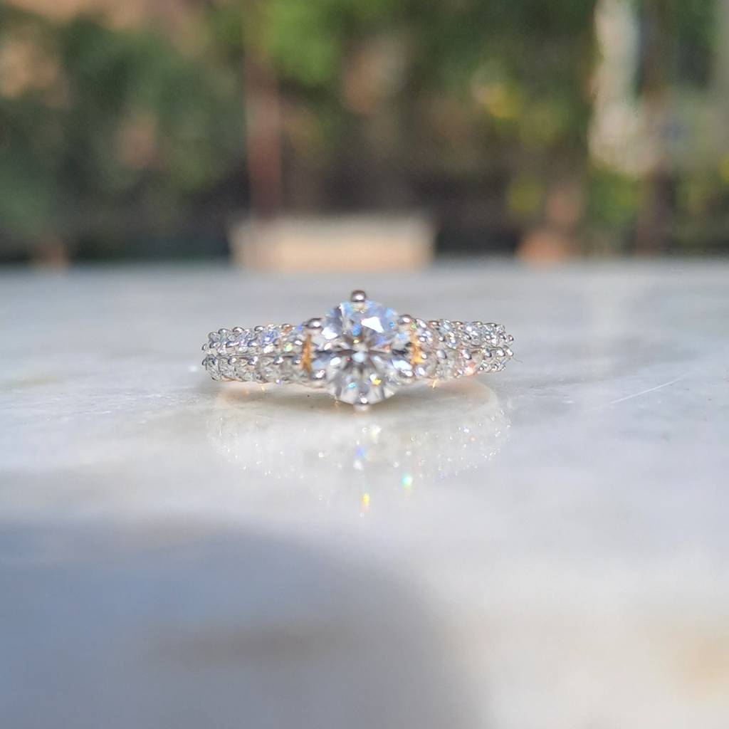 Ora Ring 18Kt Gold | Buy Ora Ring 18Kt Gold | Vai Ra · Eternz