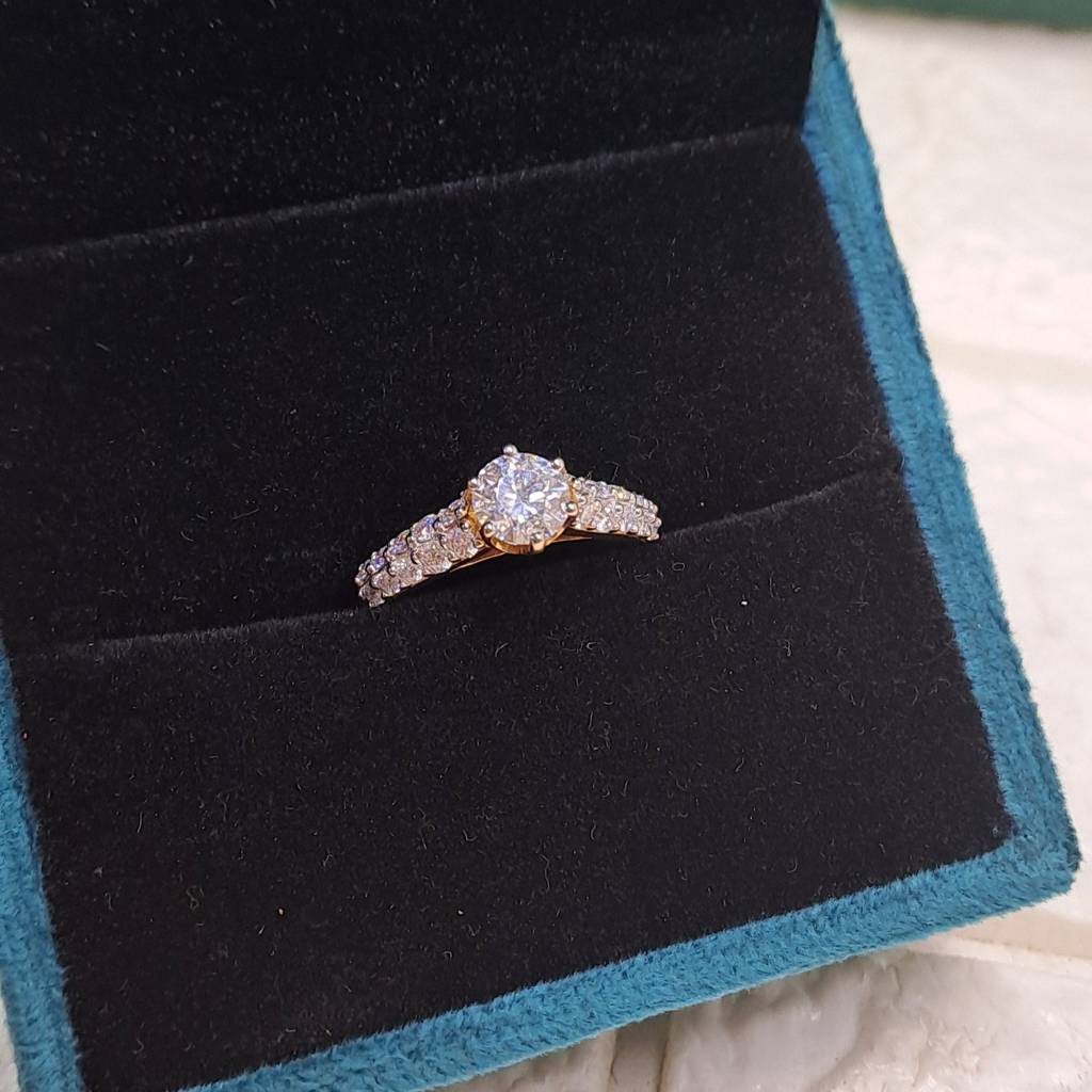 Ora Ring 18Kt Gold | Buy Ora Ring 18Kt Gold | Vai Ra · Eternz